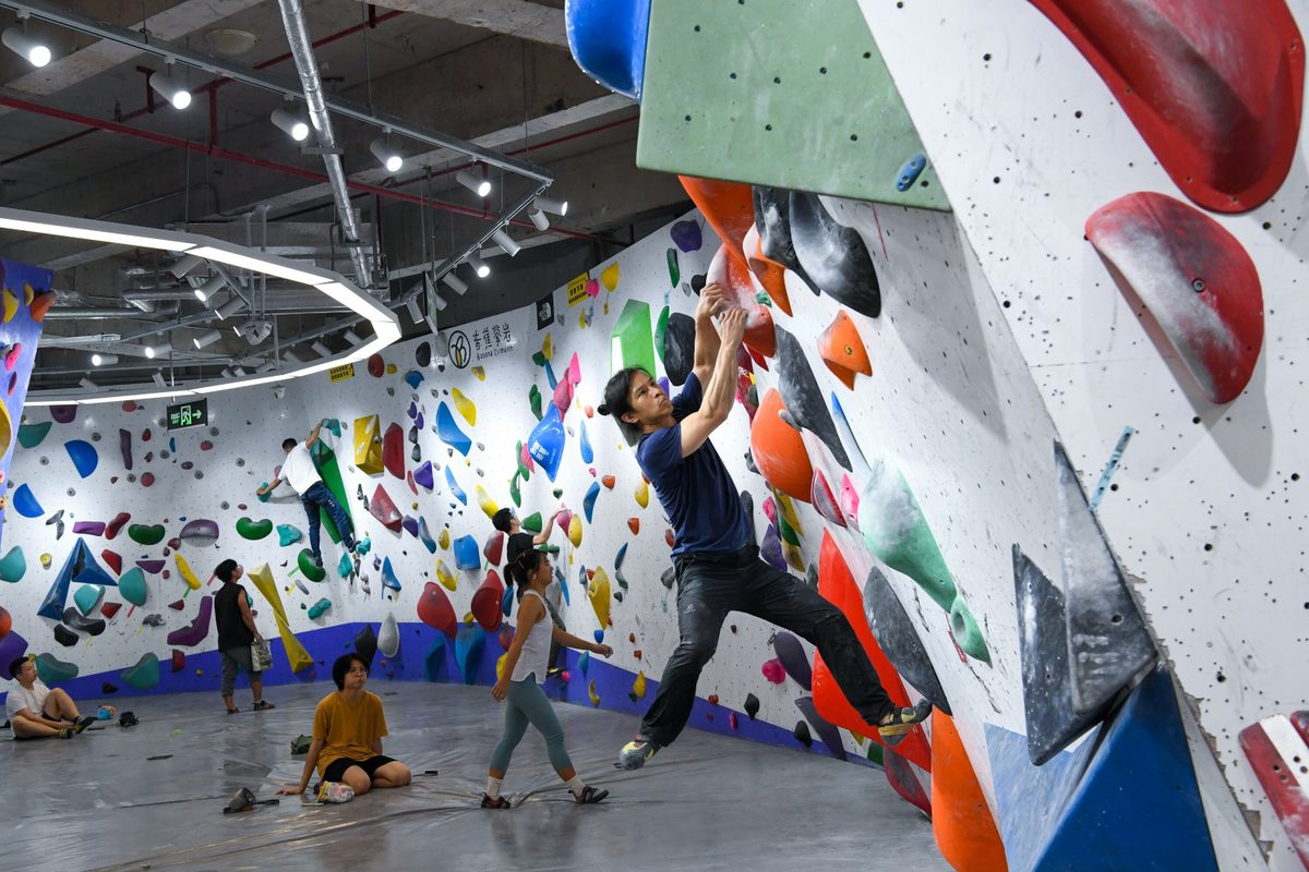 Inside the Fight To Unionize California’s Climbing Gyms - In These Times
